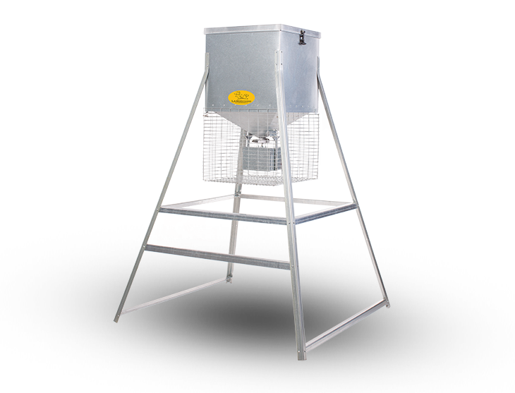 LAMCO 350 LB. ECONO CORN FEEDER — Bushland Ranch Store